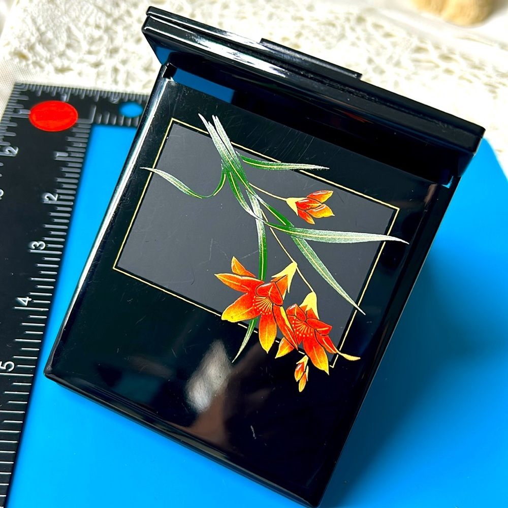 Vtg 70s Japanese Portable Mirror - Gem
